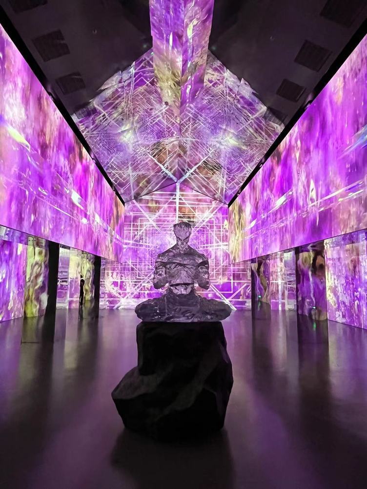 周末又多了一个好去处：超体空间 SoReal VR 在迪士尼小镇开幕——上海热线教育频道